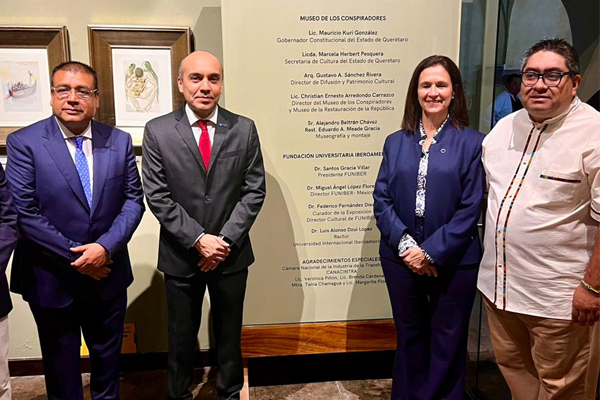 Rector de UNINI México participa en la inauguración de la exposición de ...