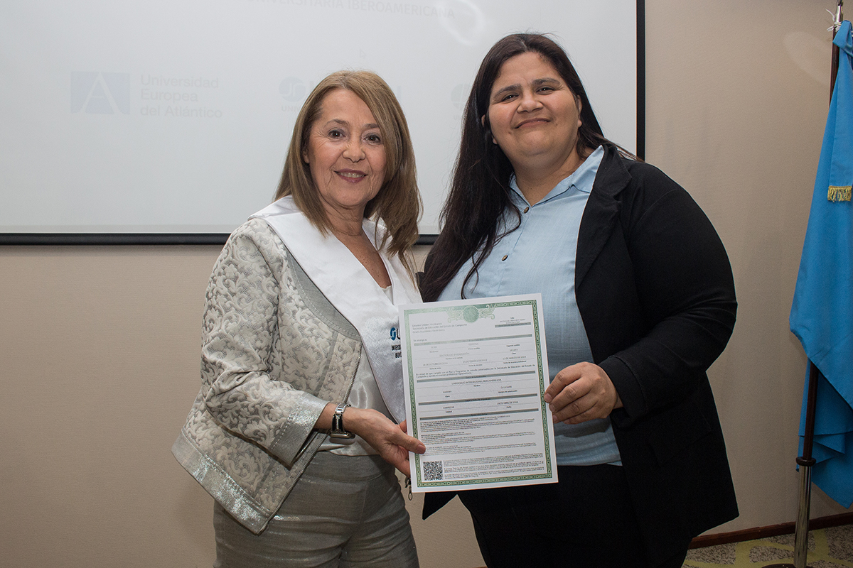 UNINI México celebra una entrega de diplomas para estudiantes argentinos