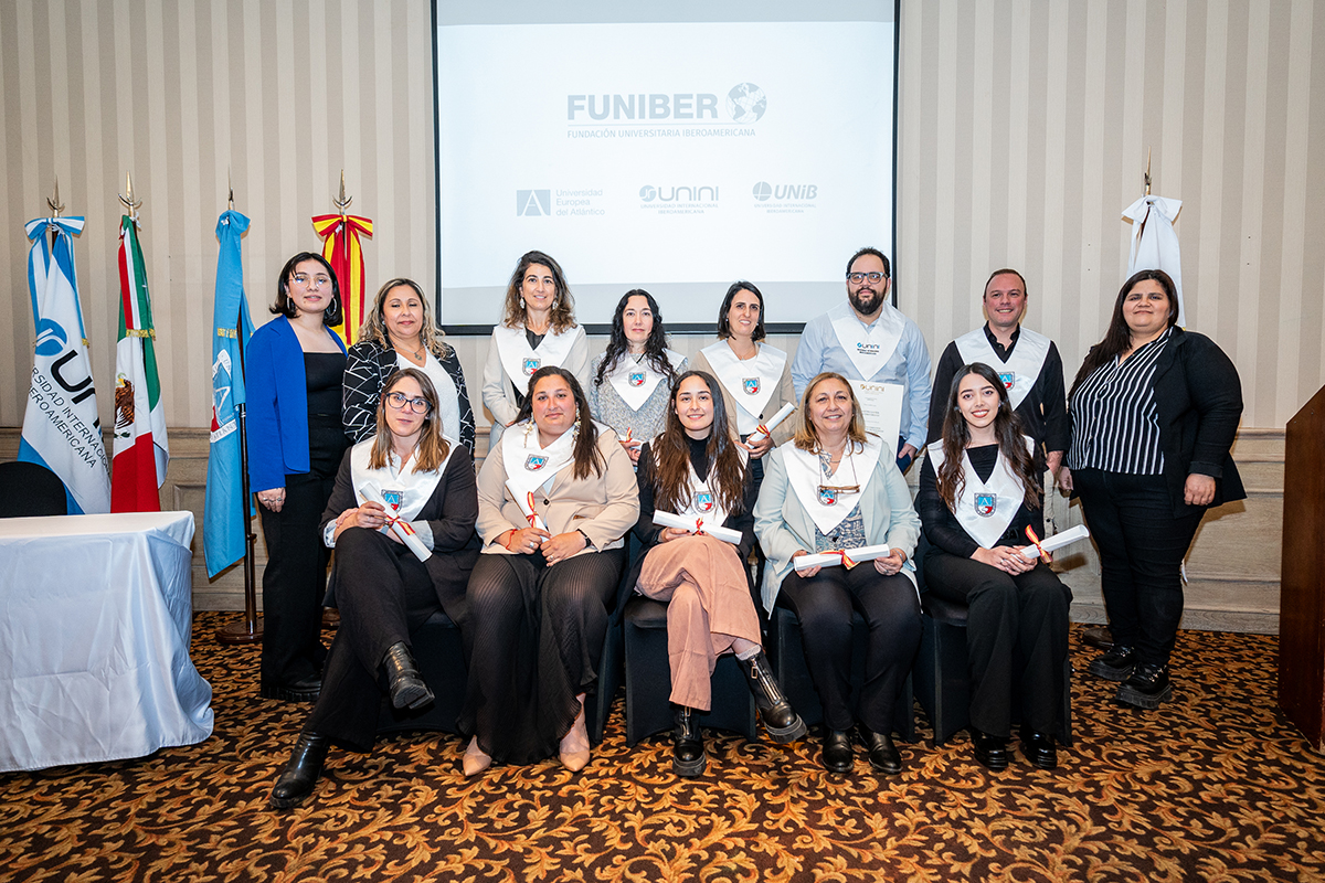 UNINI México celebra a sus estudiantes en un acto de entrega de ...