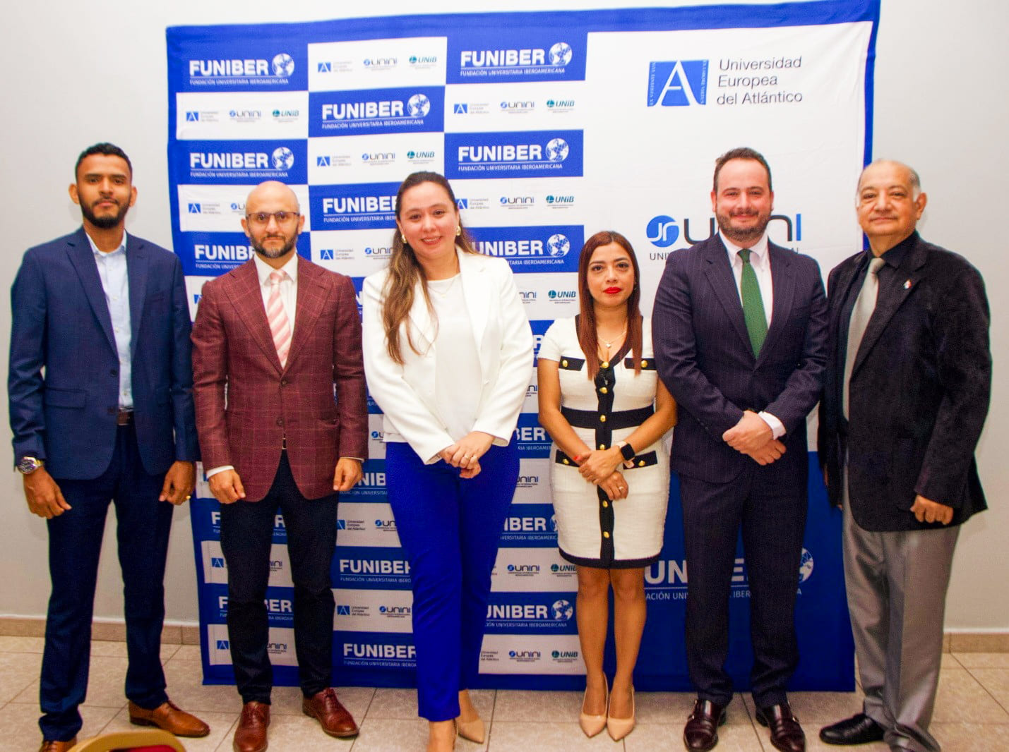UNINI México organiza una ceremonia de entrega de títulos en Panamá