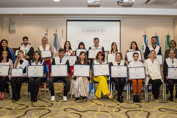 UNINI México lleva a cabo una entrega de diplomas en Argentina